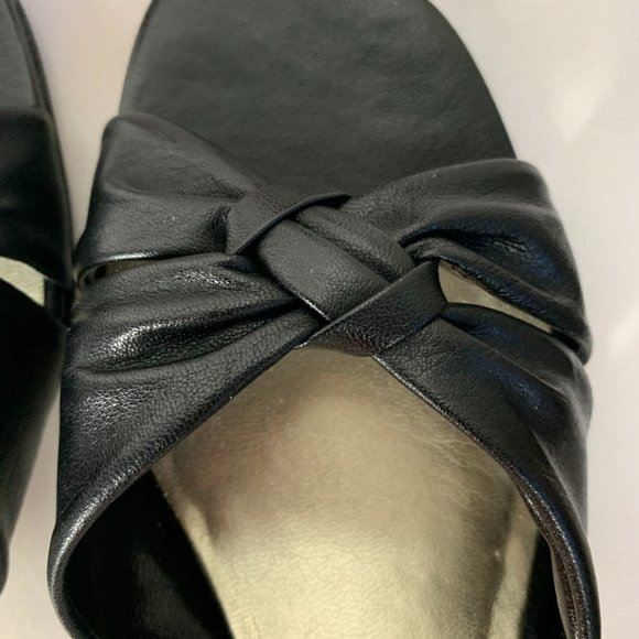 Michelle D | Shoes | Michelle D Slip On Comfy Black Sandals Size 75 ...